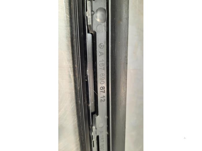 Set Frontscreen frame Mercedes GLE 350de 2.0 Turbo 16V 4-Matic ...