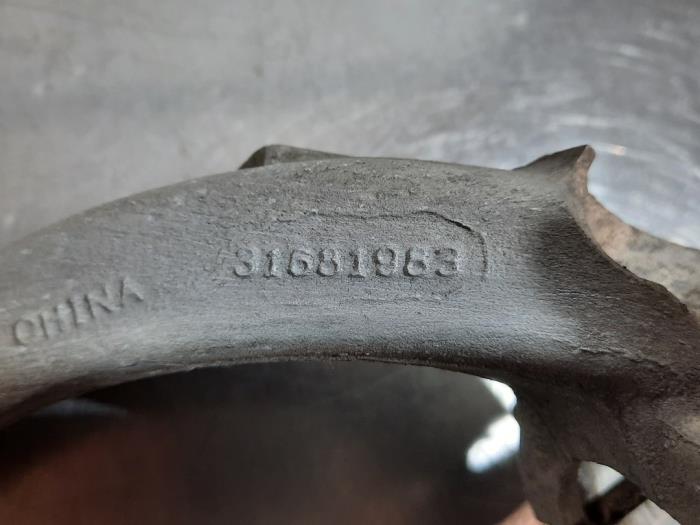 Bras de suspension avant gauche Volvo XC60 II 2.0 D3 16V - 31681983