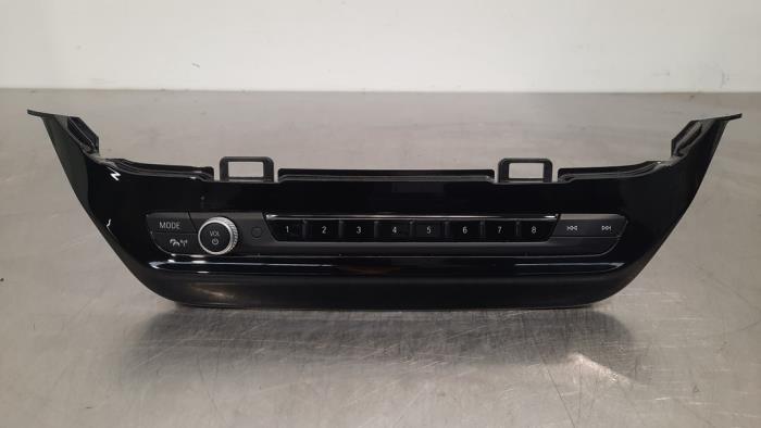 Radio control panel BMW X4 M40i 3.0 TwinPower Turbo 24V Mild Hybrid ...