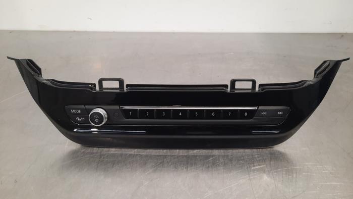 Radio control panel BMW X4 M40i 3.0 TwinPower Turbo 24V Mild Hybrid ...