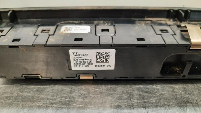 Radio control panel BMW 3 serie 318i 2.0 TwinPower Turbo 16V ...