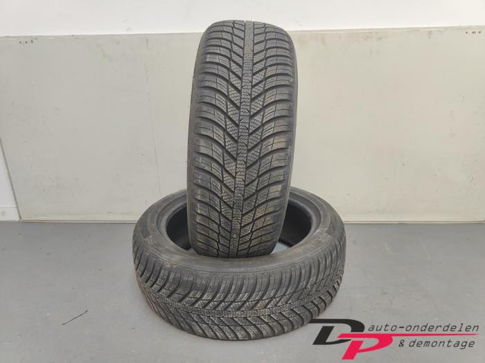 Tyre with tyre size 205/50/17 - 2055017 NEXEN