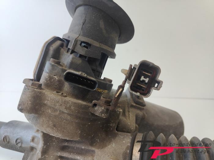 Power steering box Suzuki Swift 1.3 VVT 16V - 4858063J52 SHOWA