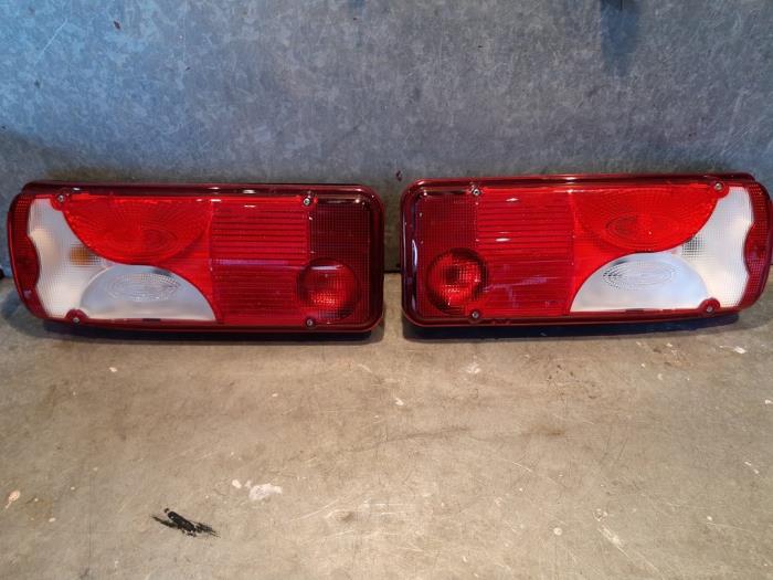 Set of taillights, left + right Mercedes Sprinter 3,5t 310 CDI 16V ...