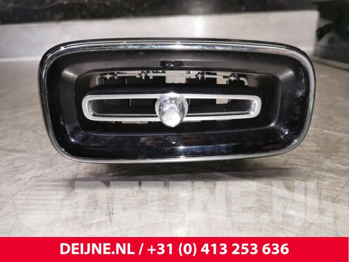 Grille aération tableau de bord Volvo XC40 1.5 T3 12V - 31442625