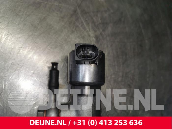 Fuel injector nozzle Mercedes C C-220 2.2 CDI BlueTEC, C-220 d 16V ...