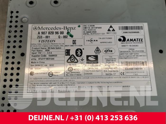 Radio Mercedes eSprinter eSprinter - A9078209600 ANATEL Radio Mercedes eSprinter eSprinter - A9078209600 ANATEL