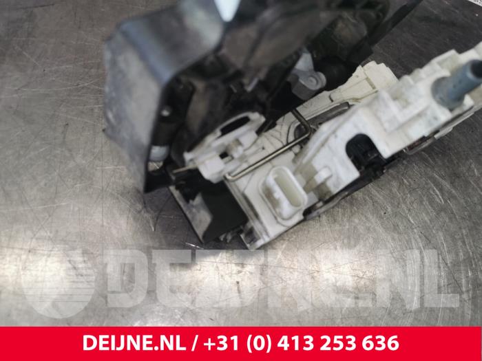 Door lock mechanism 2-door, left Mercedes Sprinter 3t 211 CDI 2.1 D FWD ...