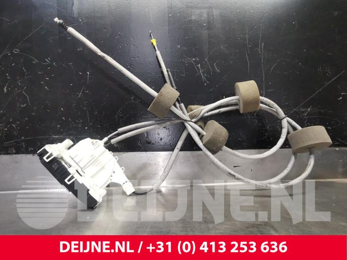 Sliding door lock mechanism, right Mercedes Vito 2.2 114 CDI 16V ...
