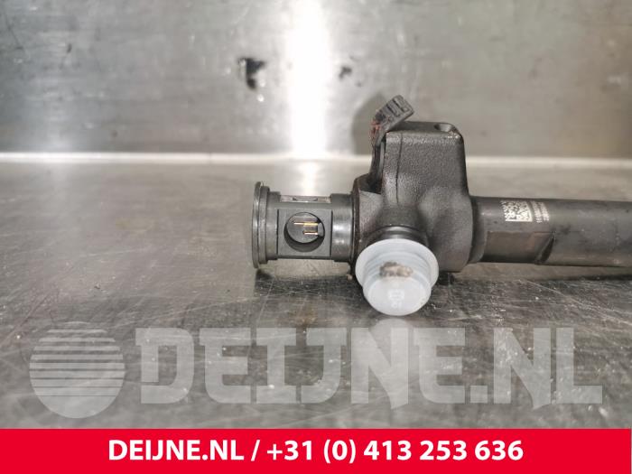 Injector (diesel) Citroen Jumpy 2.0 Blue HDI 120 - 9674984080 AHK DELPHI