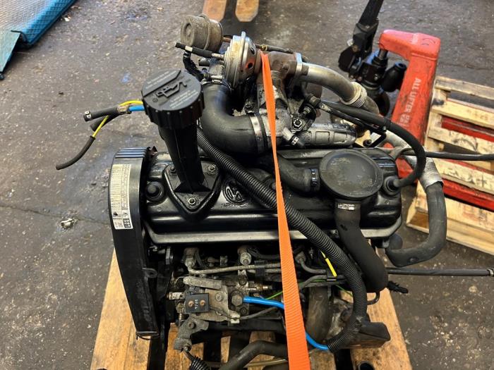 Engine Volkswagen Transporter T4 1.9 TD - ABL