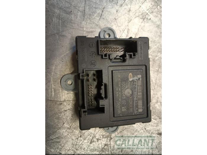 Central door locking module Jaguar XF 3.0 D V6 24V - LR023342 SOYOB