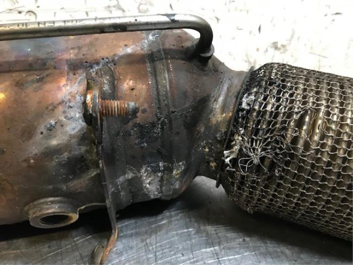 Catalytic converter BMW 5 serie 530e iPerformance xDrive - 18329489938 ...