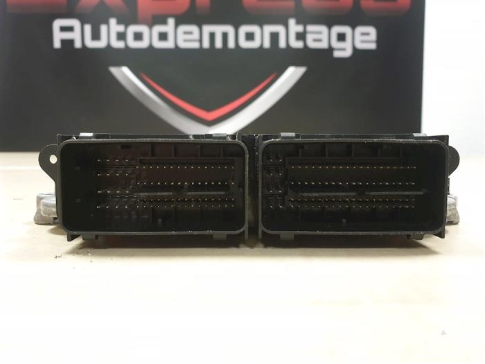 Engine management computer Ford Focus III Wagon 1.0 Ti-VCT EcoBoost 12V ...