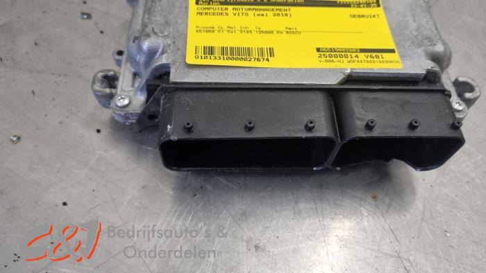 Engine management computer Mercedes Vito 2.2 119 CDI 16V BlueTEC ...