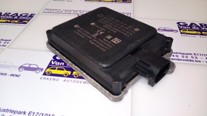 Radar sensor Mercedes E E-350d 3.0 V6 24V 4-Matic - A0009001710