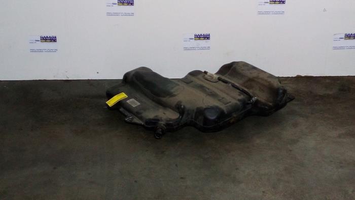 Additive tank Mercedes Vito 1.6 109 CDI 16V - A4474700015 622951
