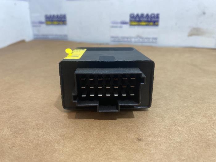 Relay Mercedes Vito 2.0 113 16V - A0355455132