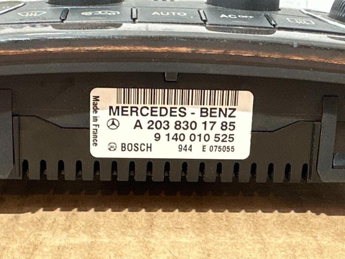 Heater control panel Mercedes C 2.2 C-200 CDI 16V - A2038303185