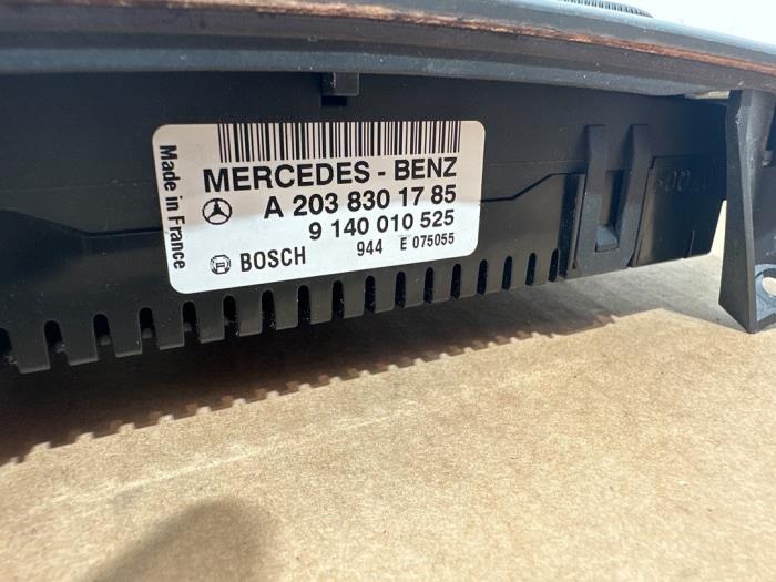 Heater control panel Mercedes C 2.2 C-200 CDI 16V - A2038303185