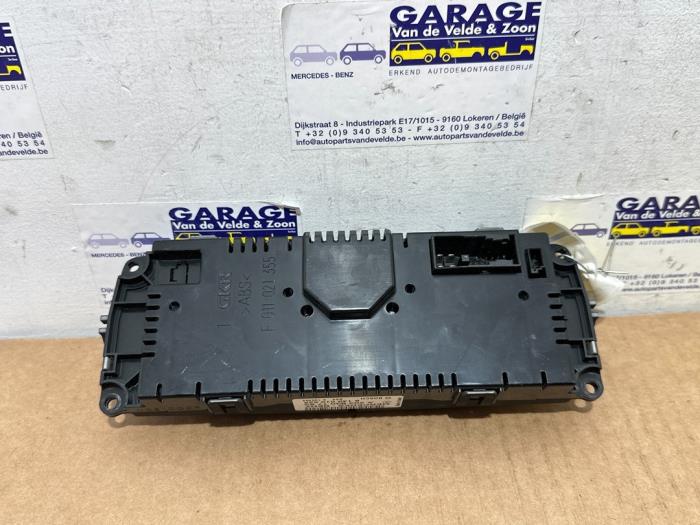 Heater control panel Mercedes C 2.2 C-200 CDI 16V - A2038303185