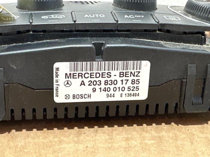 Heater control panel Mercedes C 2.2 C-200 CDI 16V - A2038303185