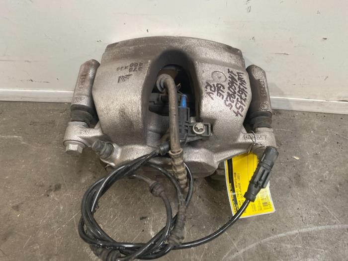 Front brake calliper, right Mercedes GLE 350 e 2.0 16V 4-Matic ...