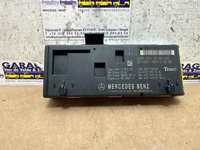 Module tailgate motor Mercedes S 3.0 S-320 CDI 24V 4-Matic - A2218703995