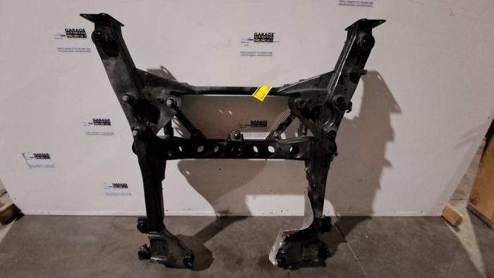 Subframe Mercedes V 2.0 220d 16V 4-Matic - A4476201402 654920