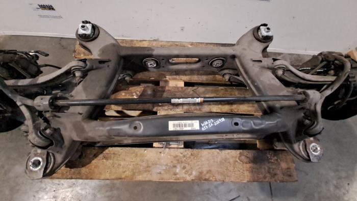 Rear wheel drive rear axle Mercedes E E-220d 2.0 Turbo 16V - A2133503105