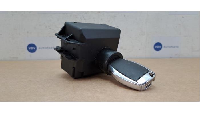 Ignition lock + computer Mercedes Vito 2.2 116 CDI 16V 4x4 ...