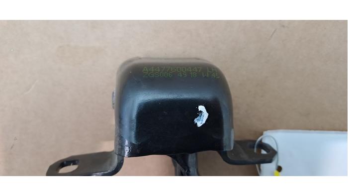 Sliding door rail, left Mercedes Vito 1.7 110 CDI 16V - A4477600447