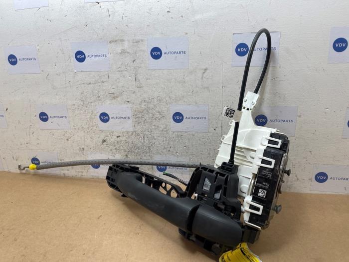 Front door lock mechanism 4-door, right Mercedes Sprinter 5t 519 CDI 3. ...