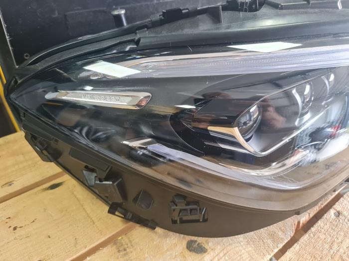 Headlight, right Mercedes CLA Shooting Brake - A1189069000 MERCEDES