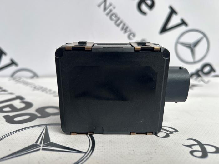 Radar sensor Mercedes CLA 1.3 CLA-200 Turbo 16V - A0009053011 BOSCH