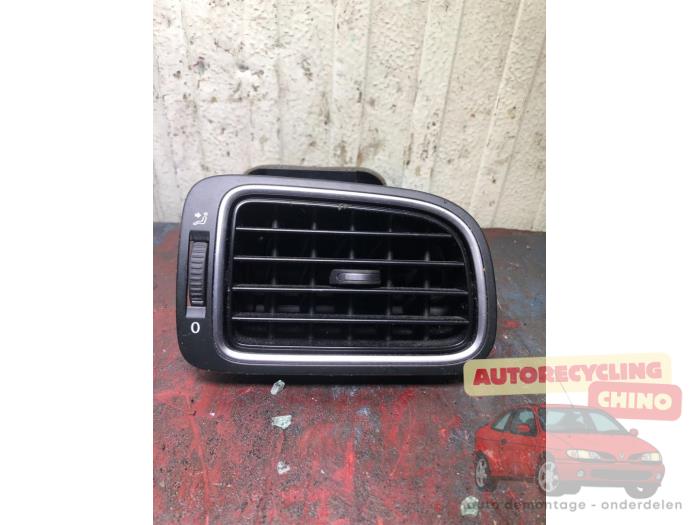 Volkswagen Polo V (6R) 1.2 TDI 12V BlueMotion Grilles aération tableau ...