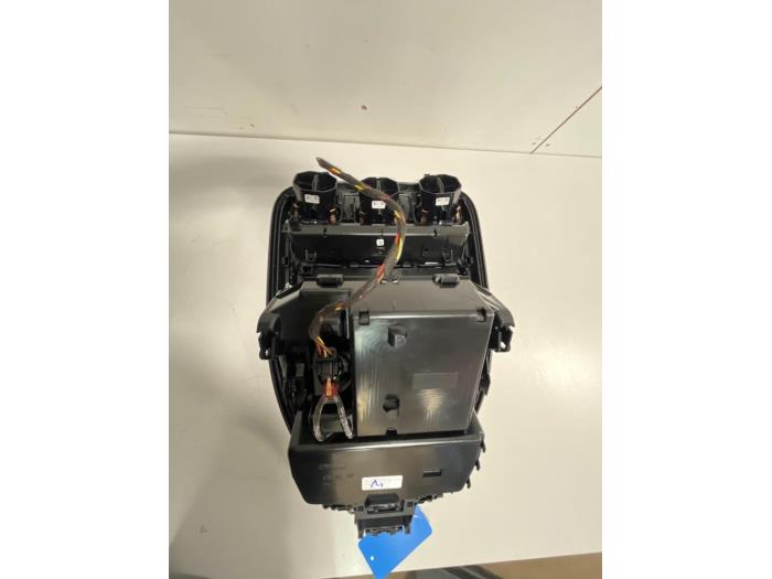 Middle console Mercedes C C-220d 2.0 Turbo 16V - A2059056011