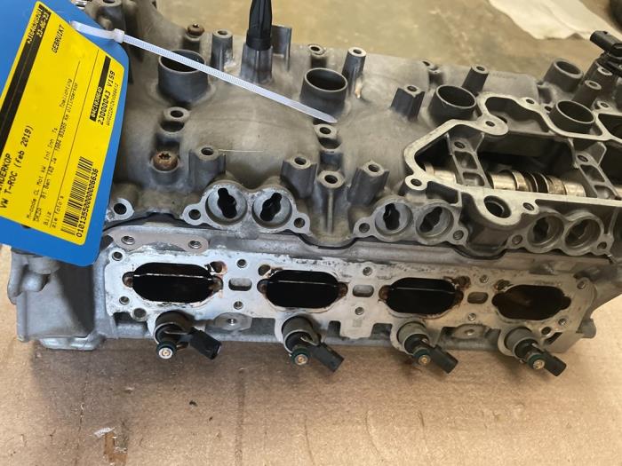 Cylinder head Volkswagen T-Roc 2.0 TSI 16V 4Motion - 04C103064D DKZA