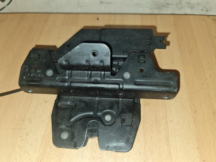 Tailgate lock mechanism BMW X5 3.0d 24V - 51248408492