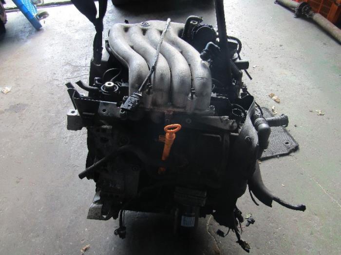 Moteur Volkswagen New Beetle 2.0 - AEG - VW Parts Dronten