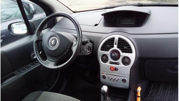Renault Modus/Grand Modus 1.6 16V Épave (2007, Noir)