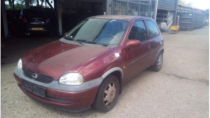 Opel Corsa B 1.2i 16V Salvage vehicle (2000, Red)