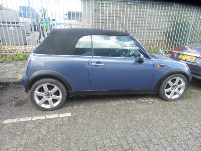 Mini Mini One/Cooper 1.6 16V One Salvage vehicle (2005, Blue)
