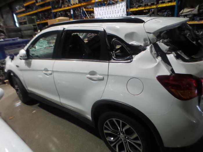 Mitsubishi ASX 2.2 DI-D 16V 4WD Épave (2015, Blanc)