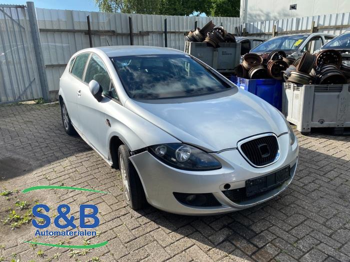 Seat Leon 2.0 TDI 16V Salvage vehicle (2005, Gray) Schaap & Bron
