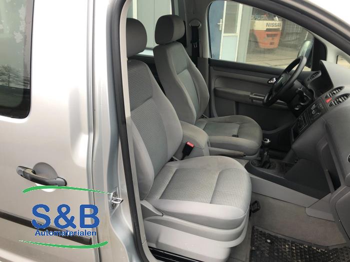 Volkswagen Caddy Combi III 1.6 Salvage vehicle (2005, Gray)