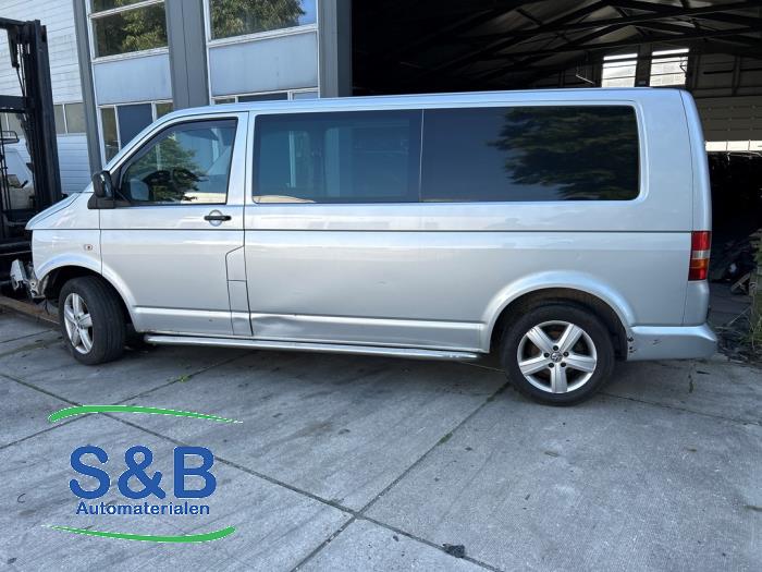Volkswagen Transporter T5 2.5 TDi PF Salvage vehicle (2008, Gray)