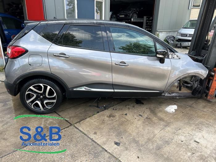 Renault Captur 1.2 TCE 16V EDC Salvage vehicle (2015, Gray)