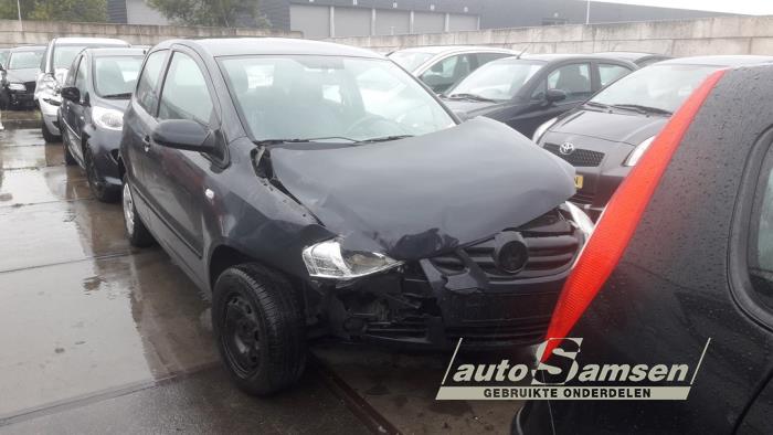 Volkswagen Fox 1.2 Salvage vehicle (2008, Gray) Auto Samsen B.V.