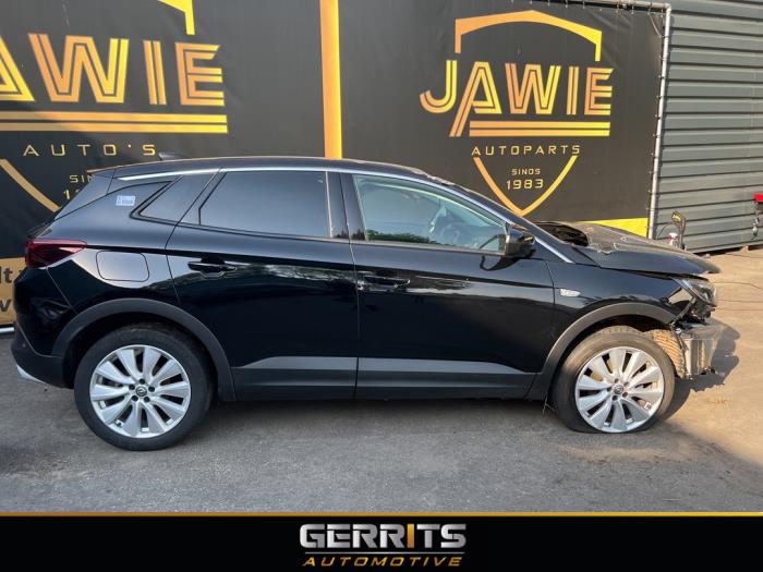 Opel Grandland, Grandland X 1.2 Turbo 12V Épave (2019, Noir)